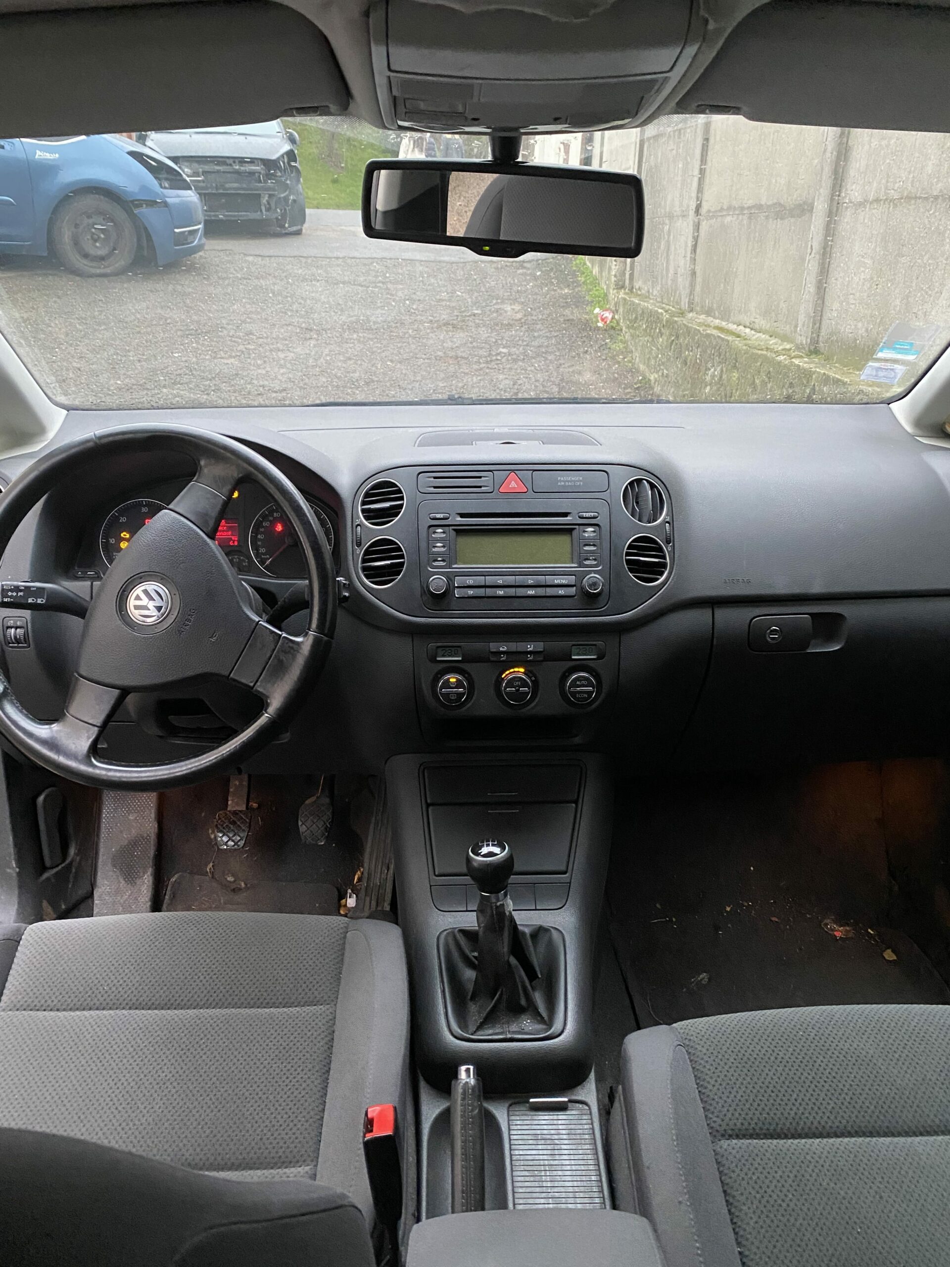 VOLKSWAGEN Golf 5 Plus 1 9 TDi 105cv Casse Auto Piermay